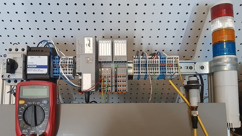 Tutorial: First Program With Phoenix Contact’s PLCnext Platform – PLCEE